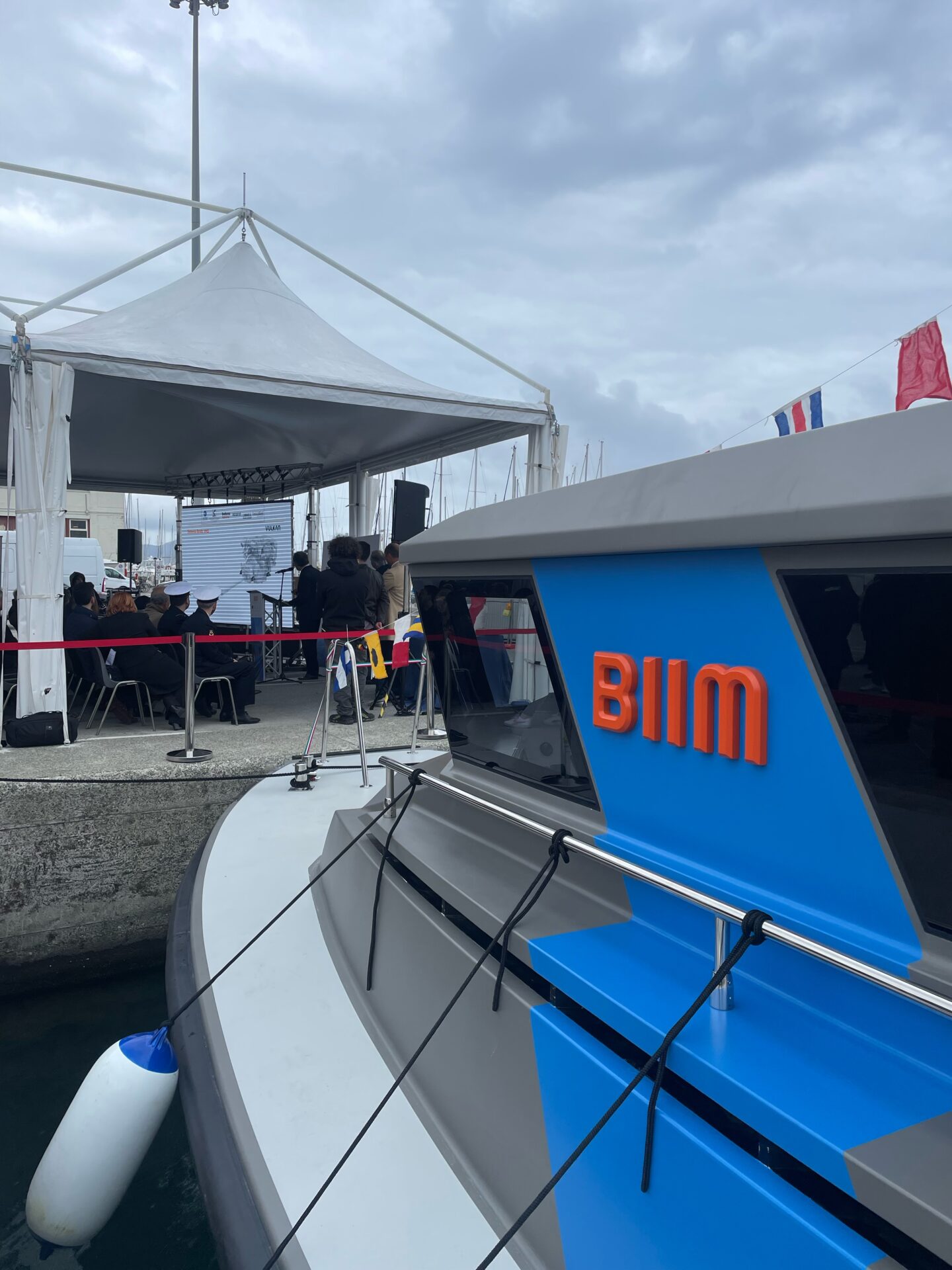 BIIM, il battello ibrido a idrogeno delle Cinque Terre