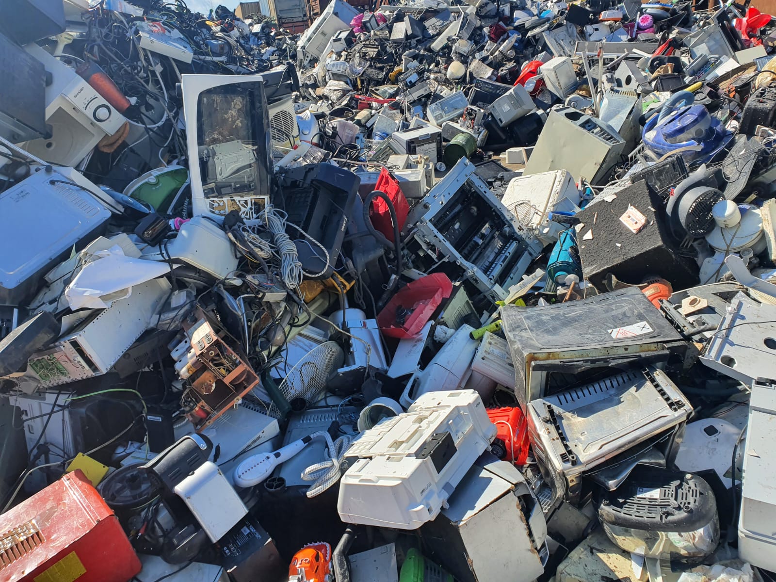 RAEE domestici, rallenta la raccolta in Italia